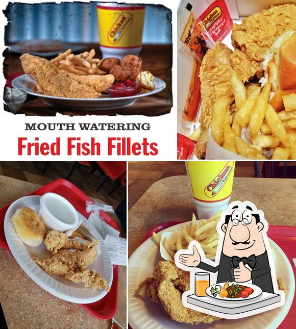Chicken Express, 5493 Kyle Centre Dr in Kyle - Restaurant menu and reviews