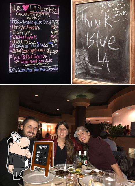 Pat's Cocktail Lounge in Los Angeles - Restaurant menu and reviews