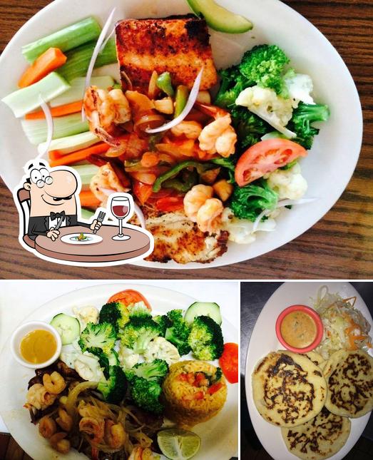 Los Trios Restaurant, Golden Mile Market Place, 1301 West Patrick St in ...
