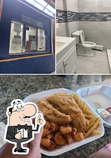 Snappers Fish and Chicken in West Palm Beach - Restaurant menu and reviews