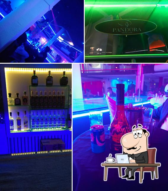 Pandora night club, Mexico - Opiniones del restaurante