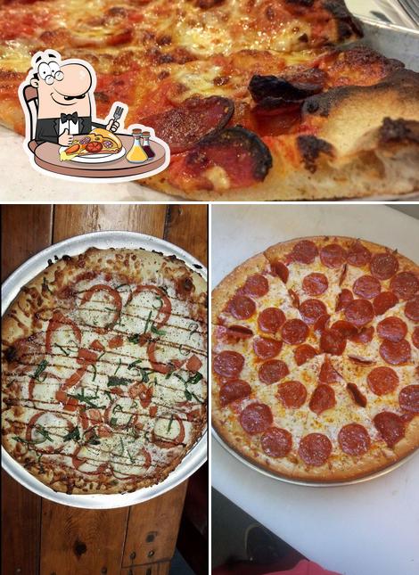 Gold Mine Pizza, 35335 Highway 41 in Yosemite Lakes - Restaurant menu ...