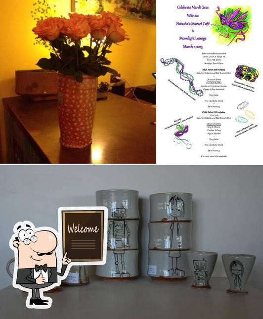 Moonlight Lounge, Floyd - Restaurant menu, prices and reviews