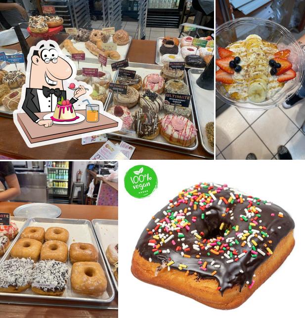 Pink Love Donuts and More (Miami), Miami Beach - Restaurant menu ...