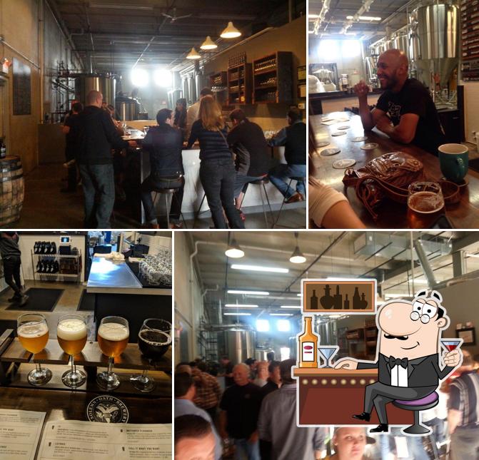 Solemn Oath Brewery in Naperville - Restaurant menu and reviews