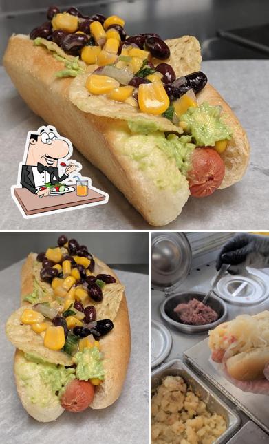 Chris' Red Hots, Newark - Restaurant menu, prices and reviews