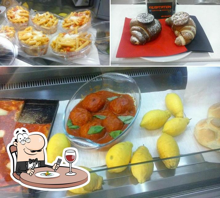 Temptation Coffee & Drinks pub & bar, Naples - Restaurant reviews