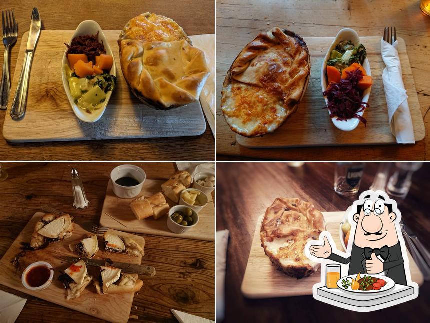 The Coppa Dolla Inn in Broadhempston - British restaurant menu and reviews