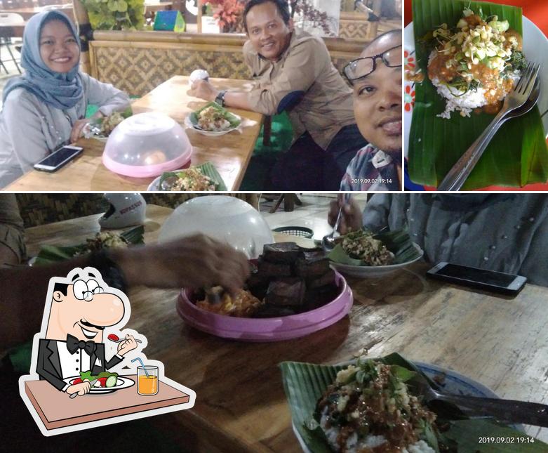 Restaurante Nasi Pecel Ponorogo Cijantung, Yakarta Oriental - Opiniones ...