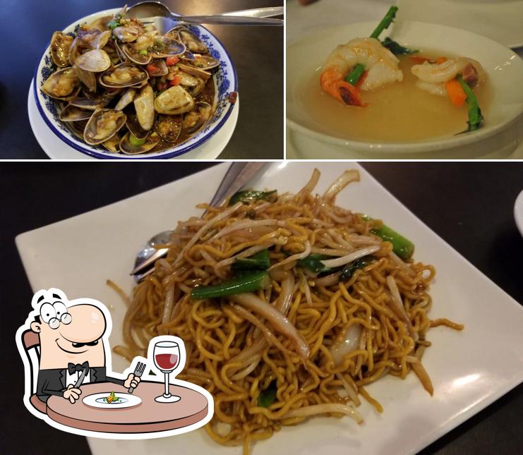 Chine On Paramount Chinese Restaurant, 101 Little Bourke St in ...