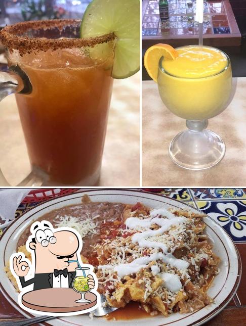 Los Corrales, 2881 W Cermak Rd in Chicago - Restaurant menu and reviews