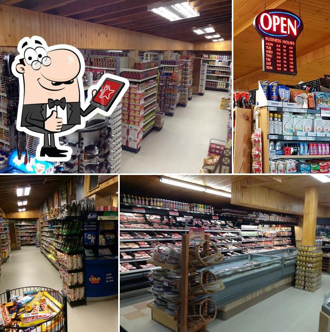 Mike DEAN Local GROCER - Sharbot Lake, Sharbot Lake - Opiniones del ...