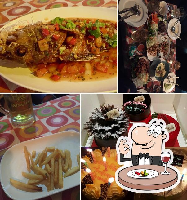 Bulan Danmek restaurant, Bangkok, 127/306 Rama III Soi 60 - Restaurant ...
