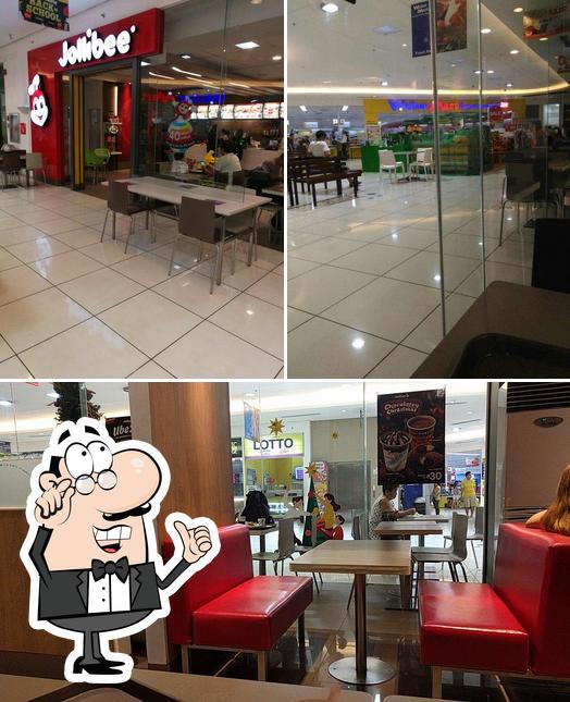 Jollibee restaurant, Taytay, Walter Mart - Restaurant menu and reviews