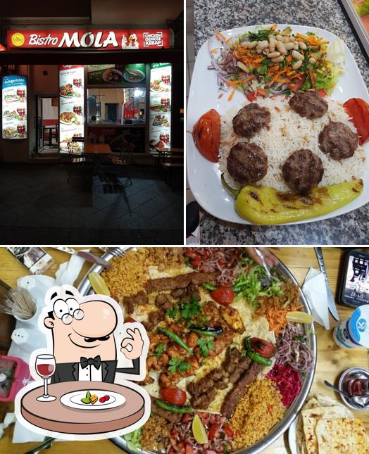 Bistro Mola Chicken Gemüse Kebap und Fisch Gerichte, Berlin ...