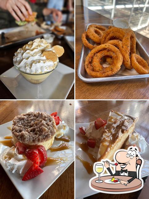Backwoods Burgers in Oakdale - Restaurant menu and reviews