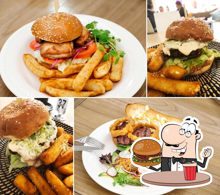 Center Stage Chatswood in Chatswood - Restaurant menu and reviews