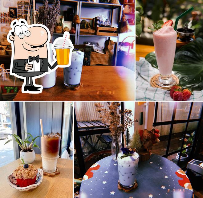 Tham·Ma·Da Cafe & Shop, Bangkok, 65 Phahonyothin Road - Restaurant reviews