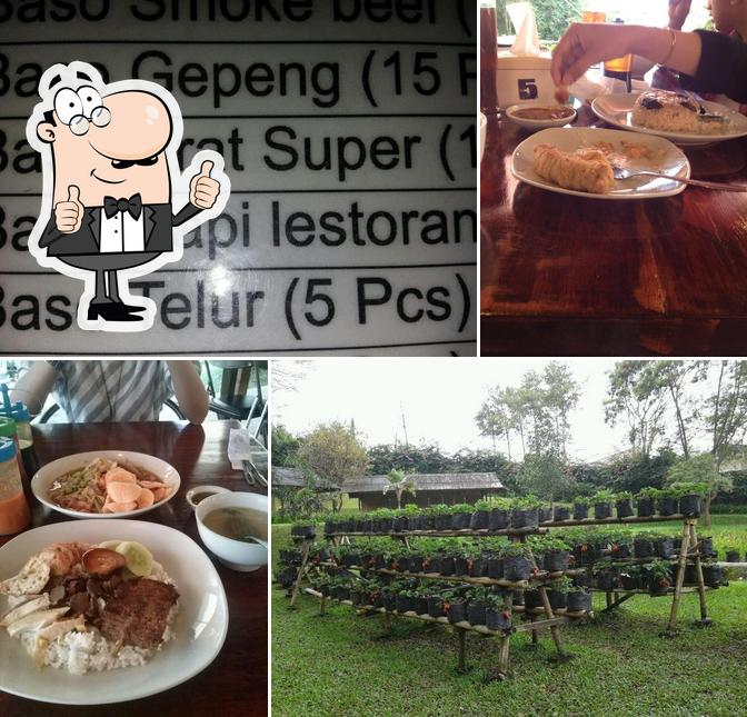 Kampung Baso restaurant, Bandung, Jl. Setiabudi No. 316