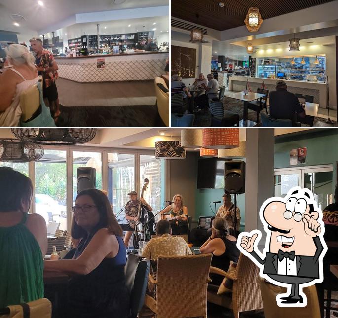 Hallidays Point Tavern, Black Head - Restaurant menu, prices and reviews