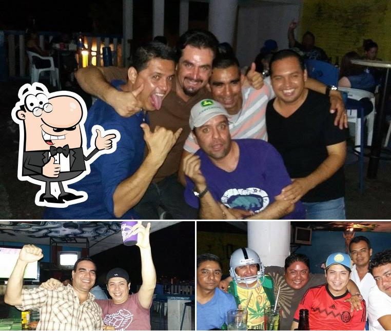 Aquatica Sport Rock Live Bar, Acapulco - Restaurant reviews