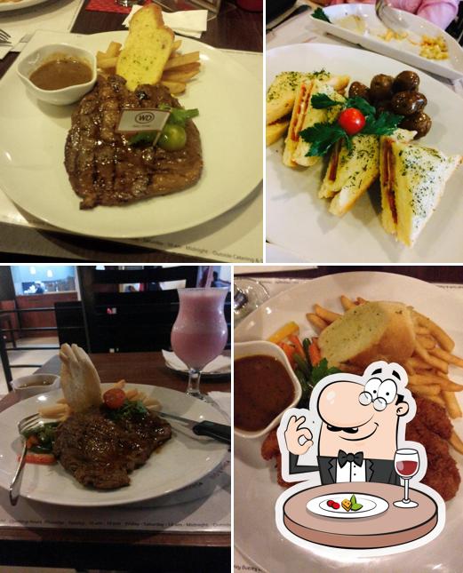 B'Steak Grill & Pancake Muara Karang steakhouse, North Jakarta, Jl ...