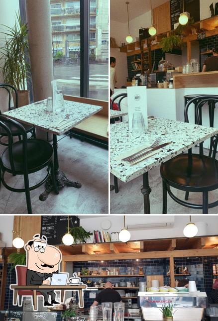 Good News Coffee Shop, Paris, Commerce - Restaurant menu, prices and ...