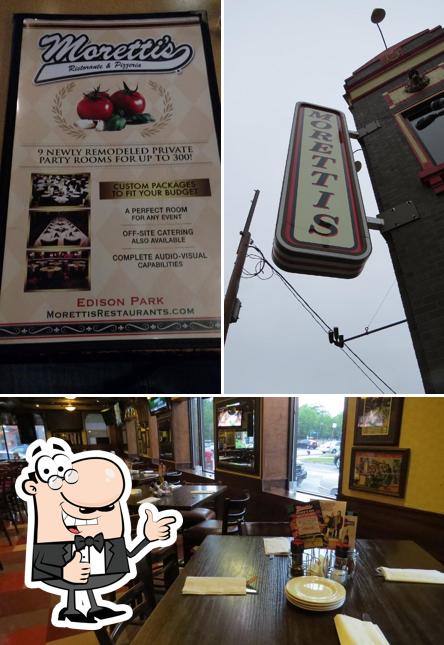 Moretti's Ristorante & Pizzeria, 6727 N Olmsted Ave in Chicago ...