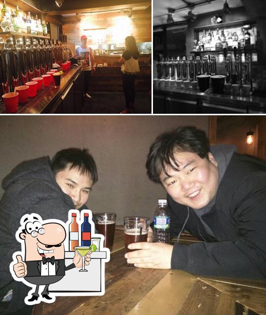 Mad Tables pub & bar, Seoul - Restaurant reviews