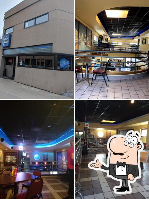 Blue Moon Bar & Grill, Madison - Restaurant menu, prices and reviews