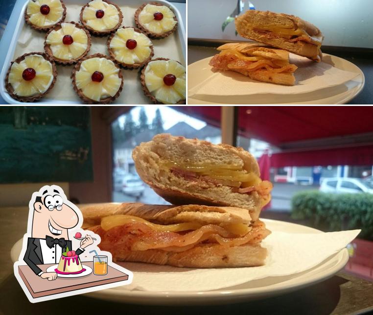 Rui's Coffee Lounge, Redhill - Restaurant menu, prices and reviews