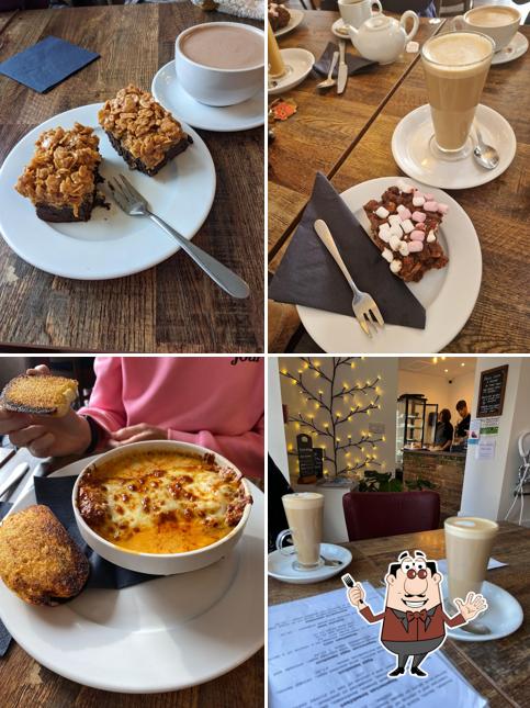 The Courtyard, Beadnell - Restaurant menu, prices and reviews
