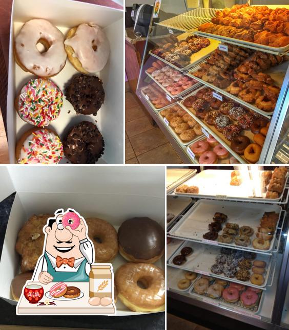 Donut World, 2509 Battleground Ave in Greensboro - Restaurant menu and ...