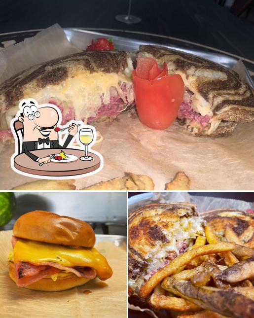 Maple and Rye in La Porte - Restaurant menu and reviews