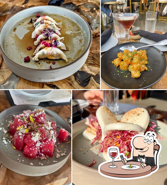Mandrake Rooftop in Columbus - Restaurant menu and reviews
