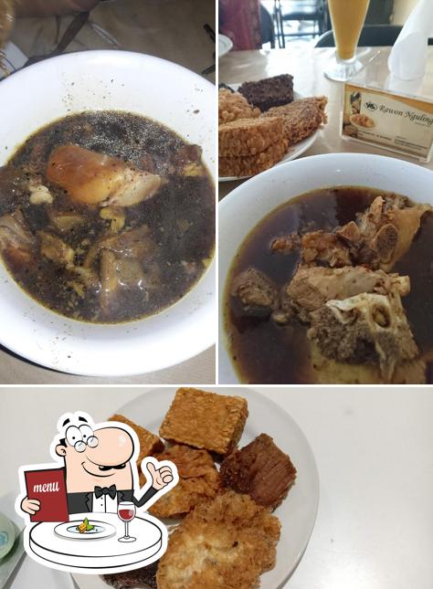 Rawon Nguling restaurant, Surabaya, Jl. Raya Kendangsari Industri No ...