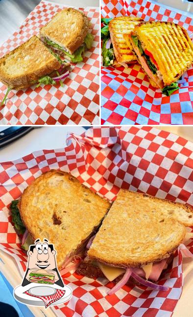 Top 5 places to eat in Lake Barrington, november 2025 - Restaurant Guru