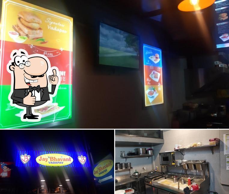 jay bhavani vadapav, Dholka - Restaurant reviews