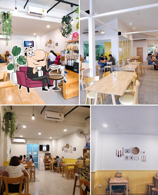 Manee Mana Story x Cafe, Kham Riang - Restaurant menu, prices and reviews