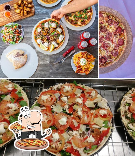 Pizzarazzi, 135 Sandy Bay Rd in Sandy Bay - Restaurant menu and reviews
