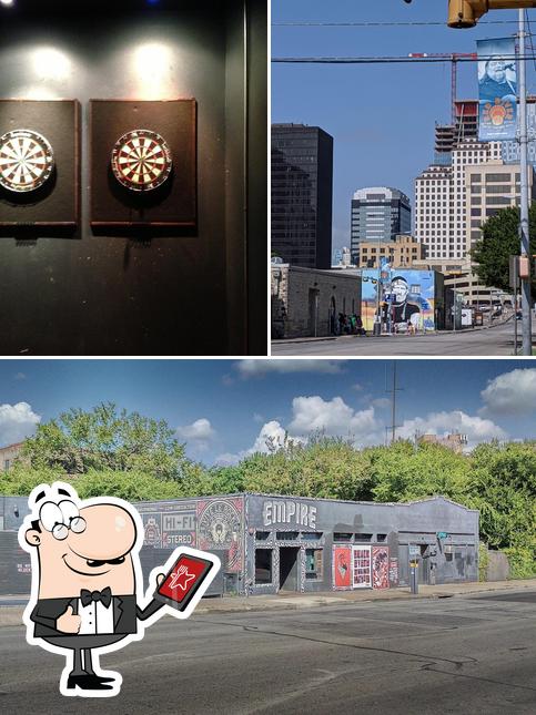 the side bar, Austin - Restaurant menu, prices and reviews