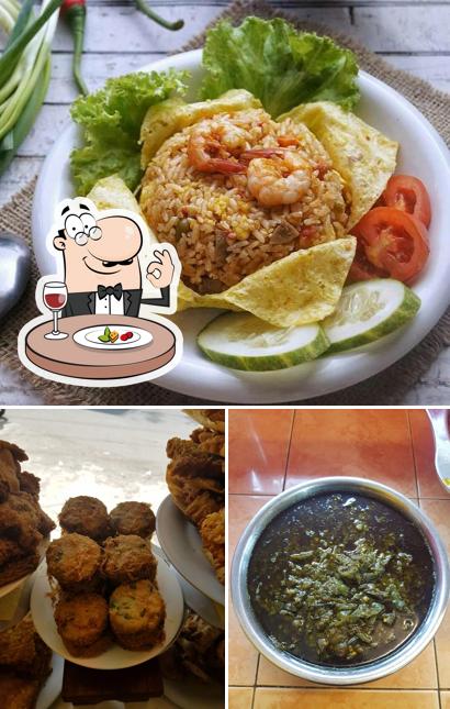 RM Simpang Tigo, Palembang - Restaurant menu, prices and reviews
