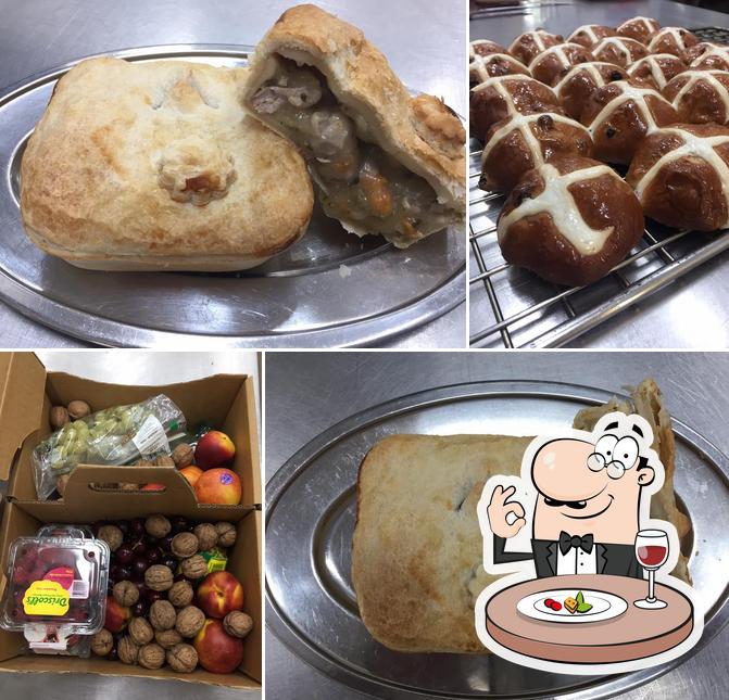 Pie Time @ Max's in Croydon - Restaurant menu and reviews
