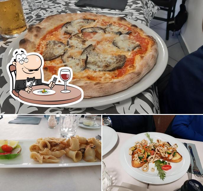 Ristorante Pizzeria Al Pontile, Ceriale - Restaurant reviews