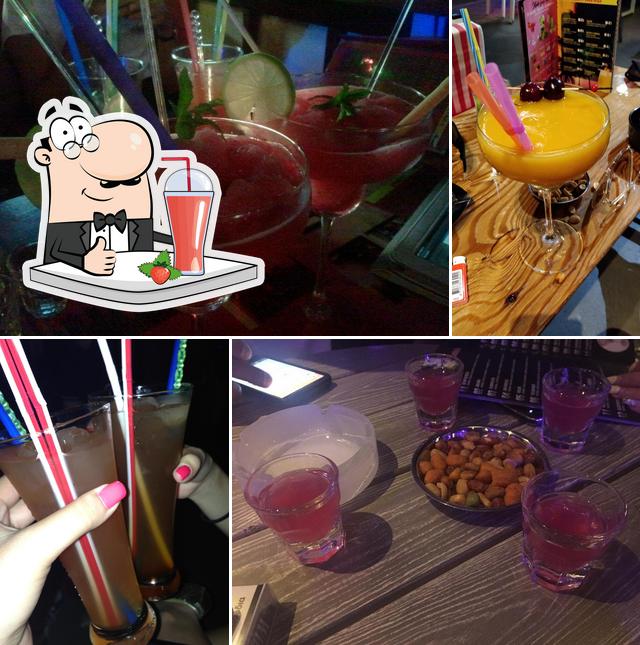 Top 7 pubs & bars in Argassi, november 2025 - Restaurant Guru