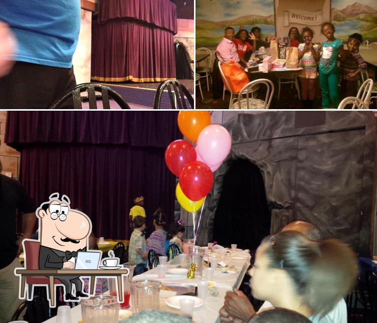 Enchanted Castle, Lombard - Restaurant menu, prices and reviews