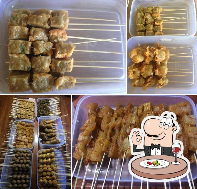 Angkringan Sewu Kutho cafe, Surabaya - Restaurant reviews