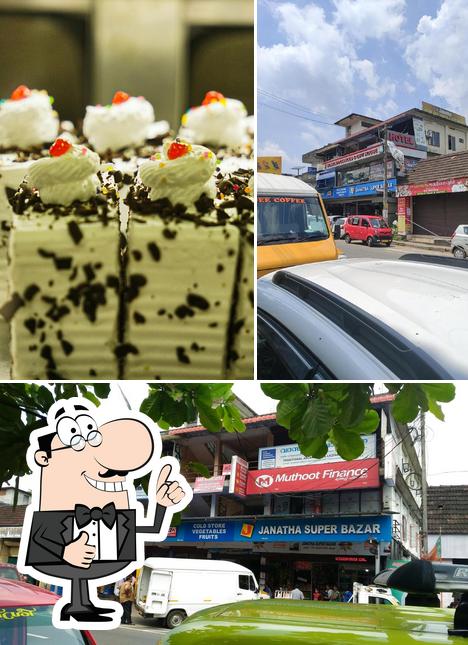 Janatha Hotel & Bakery, Paika - Restaurant reviews