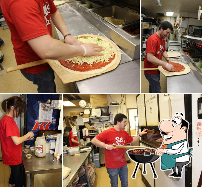 Sal's Pizza Company in Algonquin - Restaurant menu and reviews