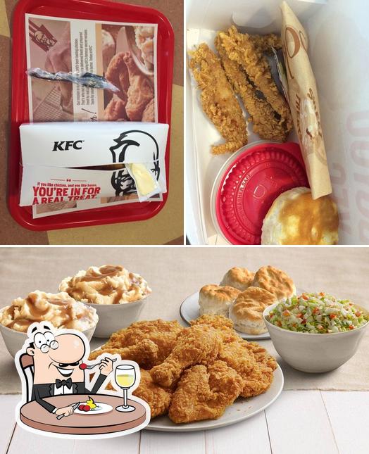 KFC, 31 Wisconsin Dells Pkwy in Wisconsin Dells - Restaurant menu and ...